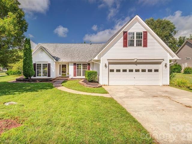 264 Cottage Ridge Rd, Fletcher, NC 28732