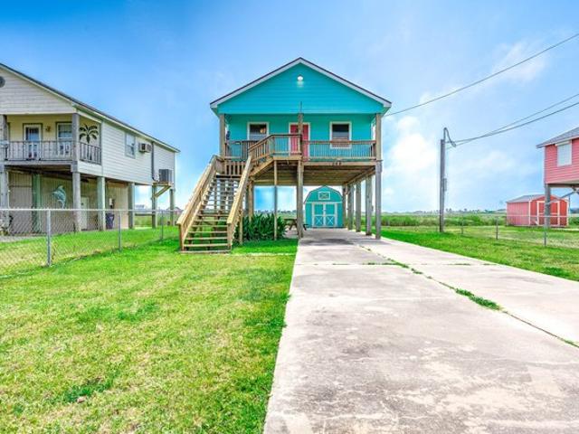 264 County Road 205, Sargent, TX 77414