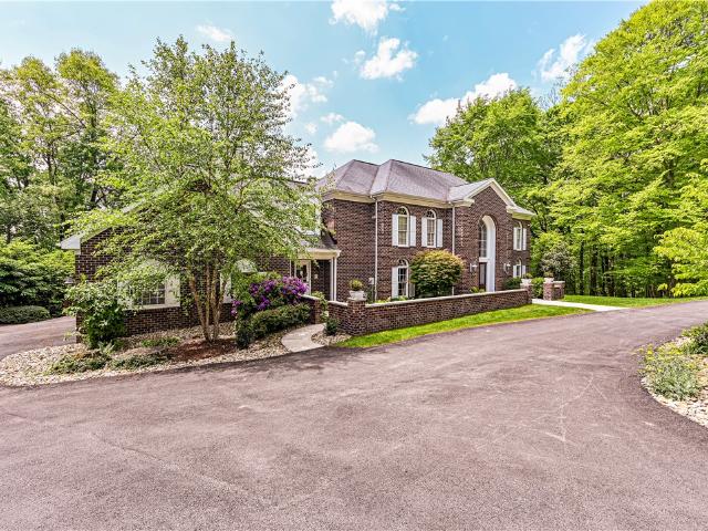264 Cobblestone Dr