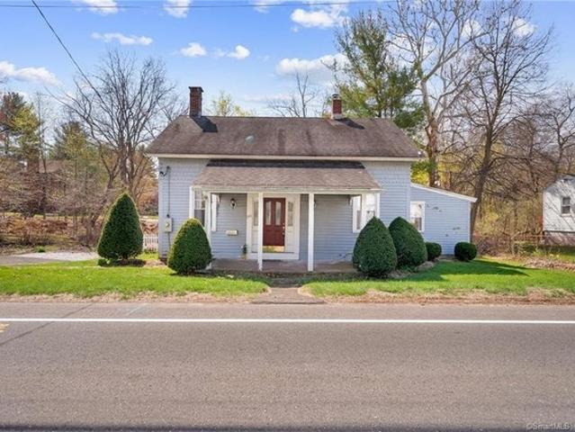 264 Charter Oak St, Manchester, CT 06040