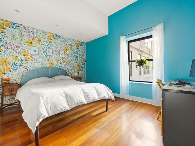264 Cumberland Street, Unit 8 | Compass