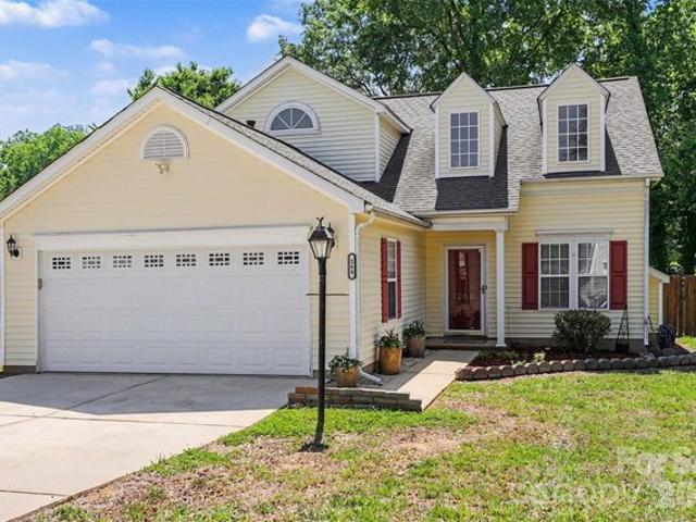 264 Brookstone Dr, Mount Holly, NC 28120