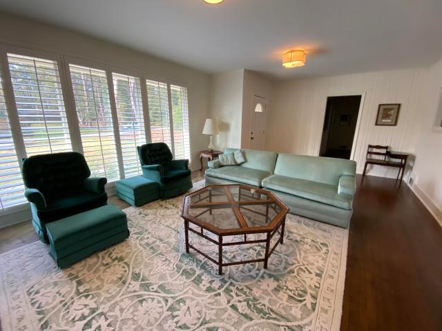 264 E Vineland Road