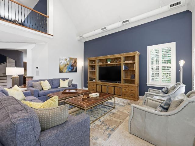 264 E Walker Woods Lane