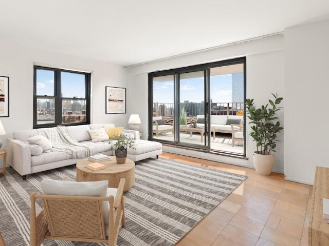 264 East Broadway, New York, NY