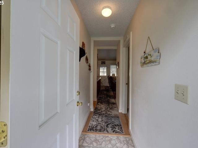 264 elliott way