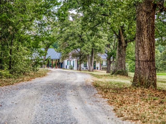 264 Farm to Market 833, Streetman, TX 75859 | MLS #25011