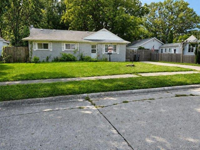 264 Helen St, Inkster, MI 48141