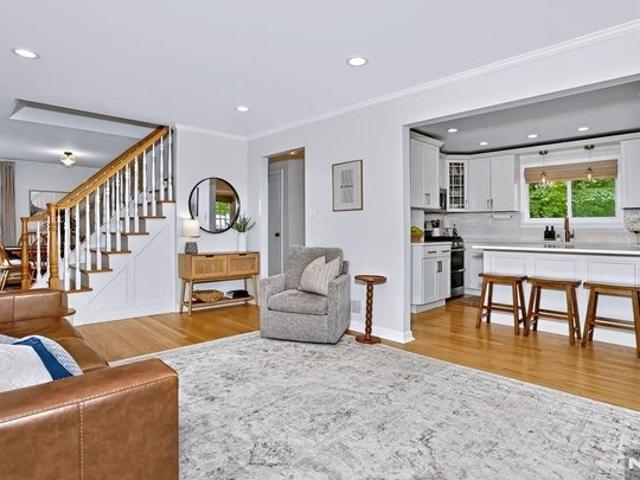 264 Lincoln Blvd, Emerson, NJ 07630