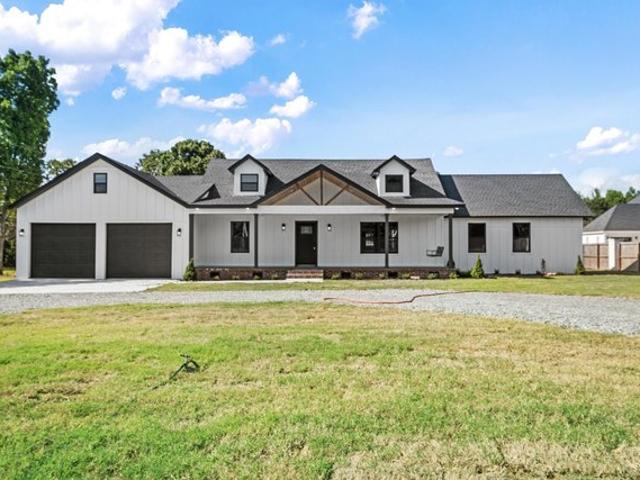 264 Smith Rd, Searcy, AR 72143