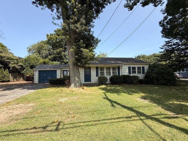 264 Slocum Rd, Dartmouth, MA 02747