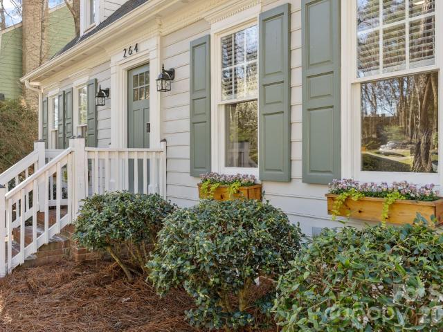 264 Post Oak Avenue SW