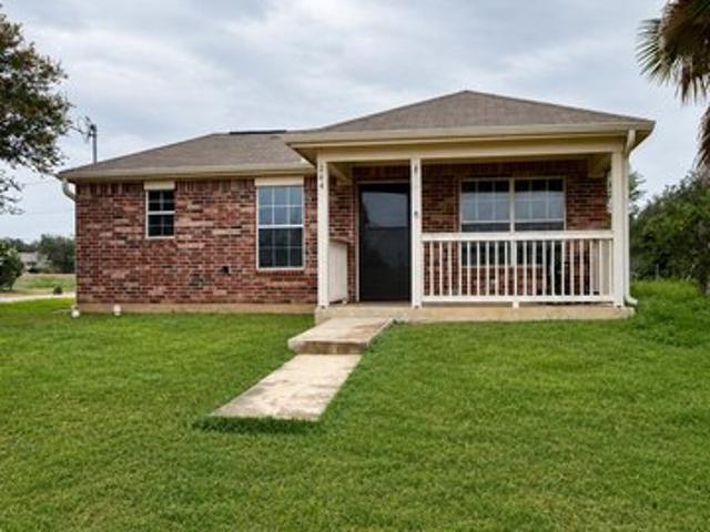 264 Rodriguez Ave, Charlotte, TX 78011