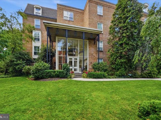 264 W Montgomery Avenue # 304