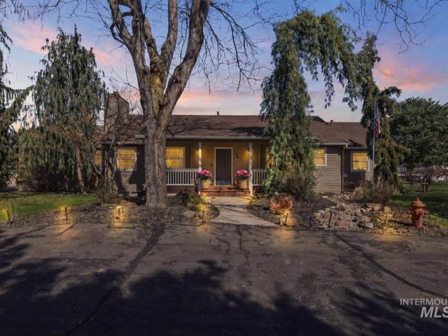 264 W Rush Ct