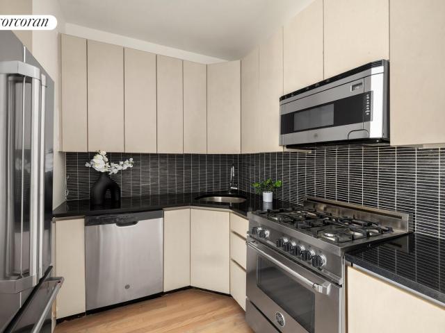 264 WATER Street PH7D