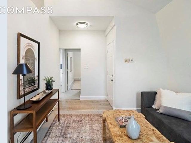 264 Webster St 3, Boston, MA