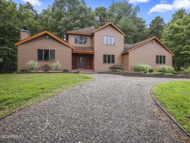 264 Windeler Rd, Howell, NJ 07731