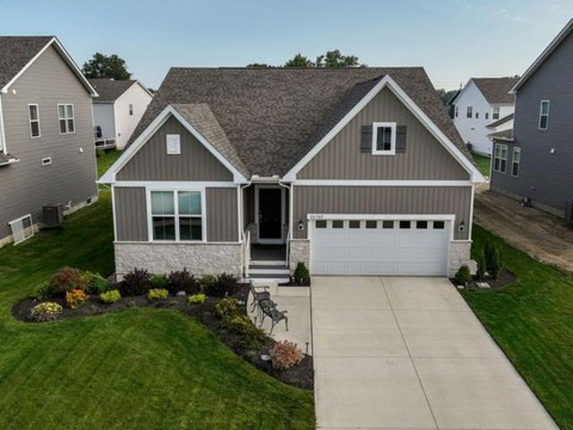 26542 Daisy Ln, Olmsted Township, OH 44138