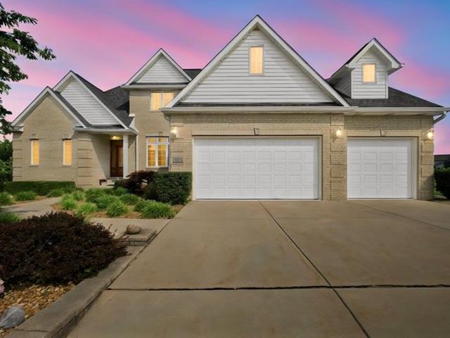 2654 Mariestad Dr, Valparaiso, IN 46385