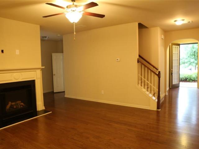 2654 Sardis Chase Ct 300