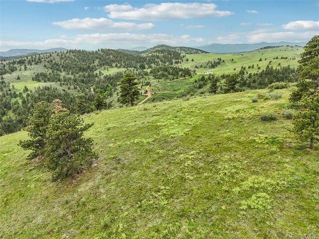 26558 Rocasa Trl, Golden, CO 80403