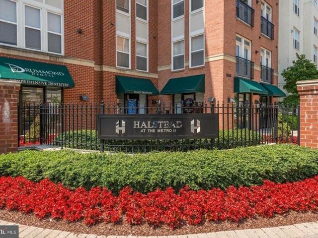 2655 Prosperity Ave Apt 310, Fairfax, VA 22031