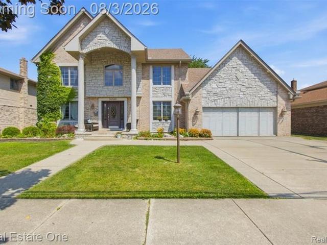 26560 Wilson Dr, Dearborn Heights, MI 48127