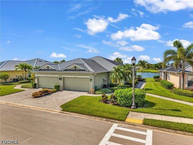 2656 Anguilla Dr, Cape Coral, FL 33991