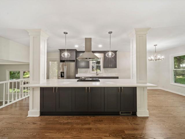 2656 Bloomfield Drive
