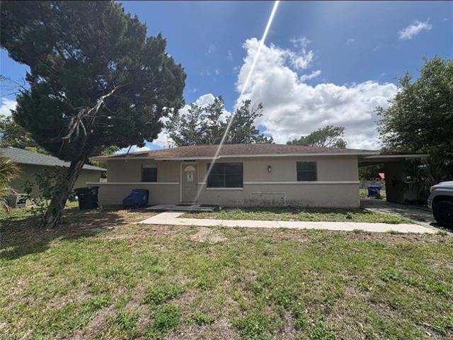 2656 Dr Ella Piper Way, Fort Myers, FL 33916