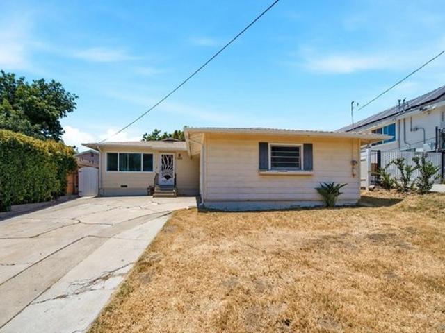2656 Grange St, Lemon Grove, CA 91945