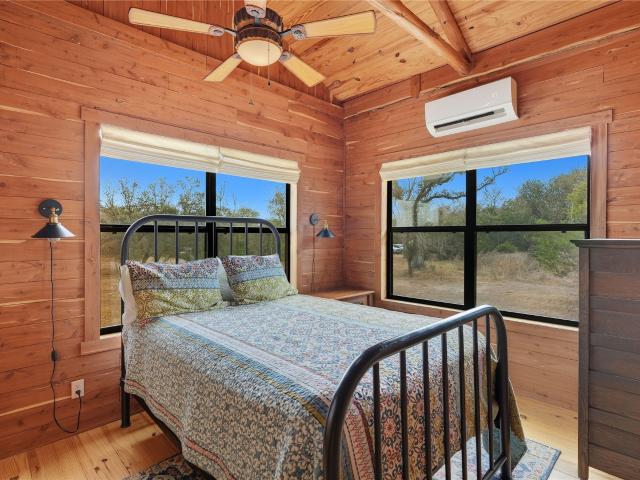 2656 River Bend Rd, Smithville, TX 78957 | MLS #4019
