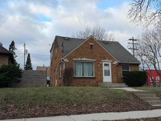 2657 N 52nd St