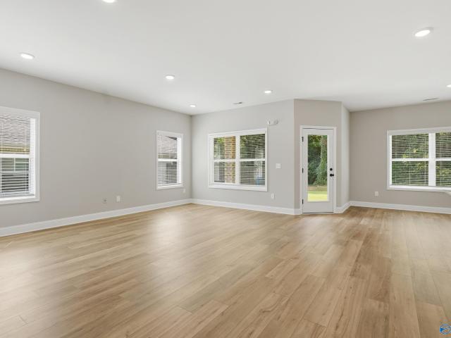 2657 Ajs Arbor Drive NW