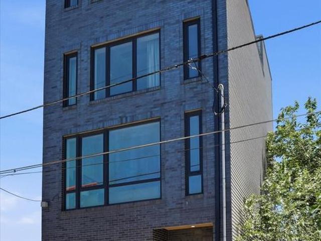 2657 Livingston Street