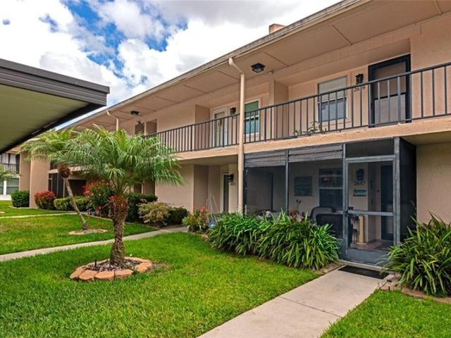 2657 Woodgate Ln Unit E4, Sarasota, FL 34231