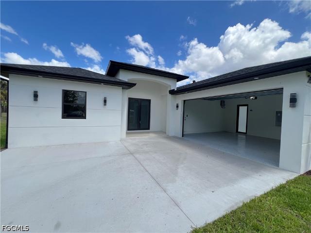 2657 2nd Ave SE, Naples, FL 34117 | MLS #2026016 | Compass
