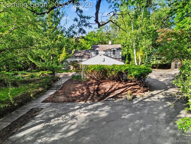 26580 Wellington Road