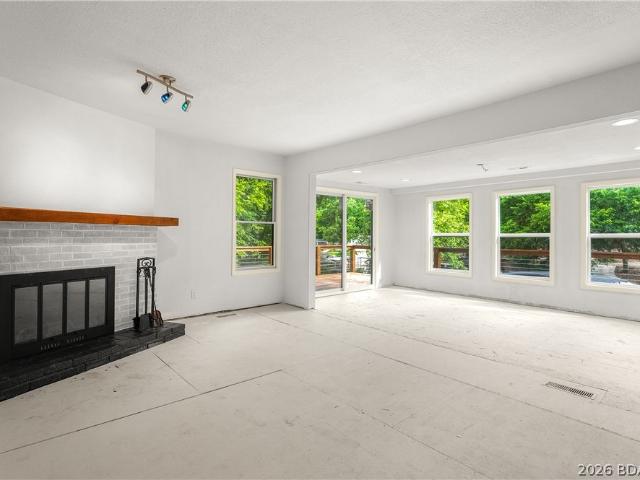 26587 Lakefront Lane