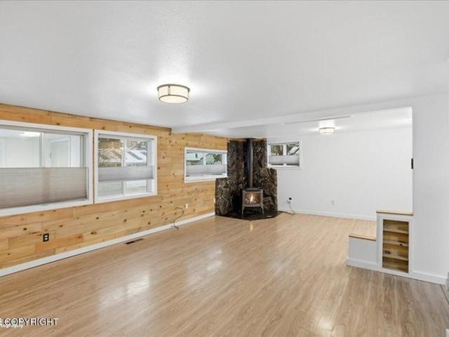 2658 Northrup Pl, Anchorage, AK 99508