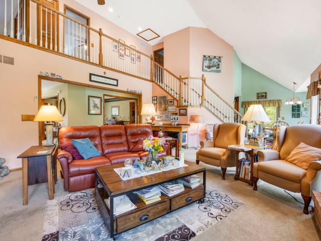 2659 Hoddam Road