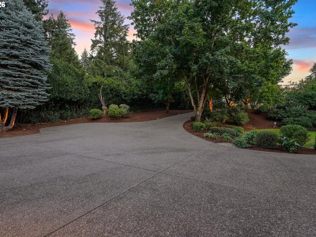 26500 sw petes mountain rd