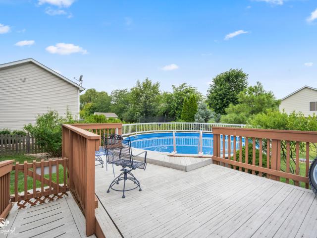 26504 W Stonebriar Way