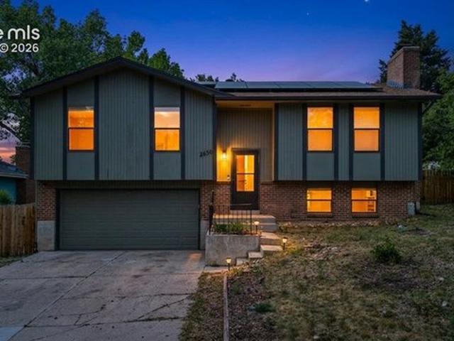 2650 Maroon Bells Ave, Colorado Springs, CO 80918