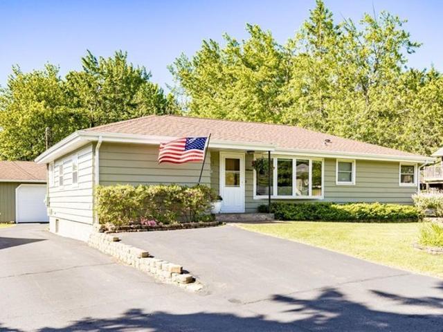 2650 Morris Thomas Rd, Duluth, MN 55811