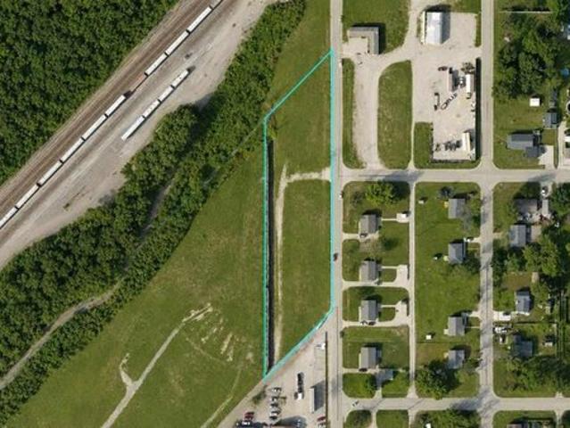 2650 N 25th St, Terre Haute, IN 47804