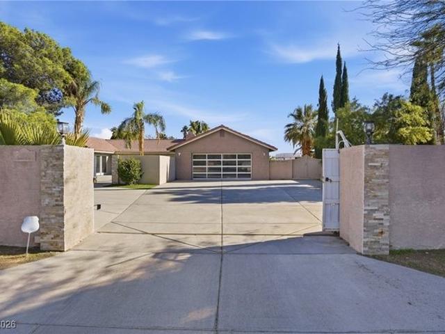2650 Belcastro St, Las Vegas, NV 89117