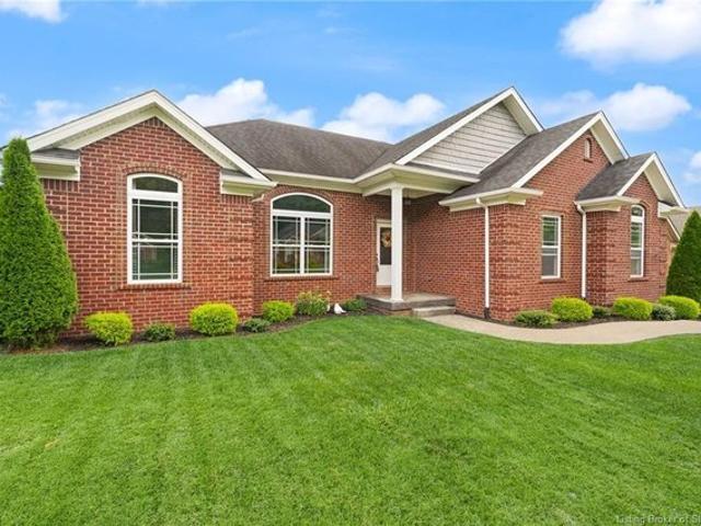 2650 Crescent Hill Dr NE, Corydon, IN 47112