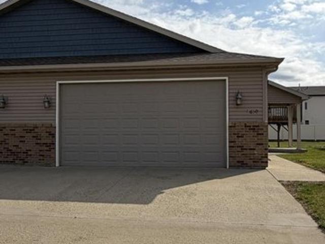 2650 Dakota Blvd, Dickinson, ND 58601